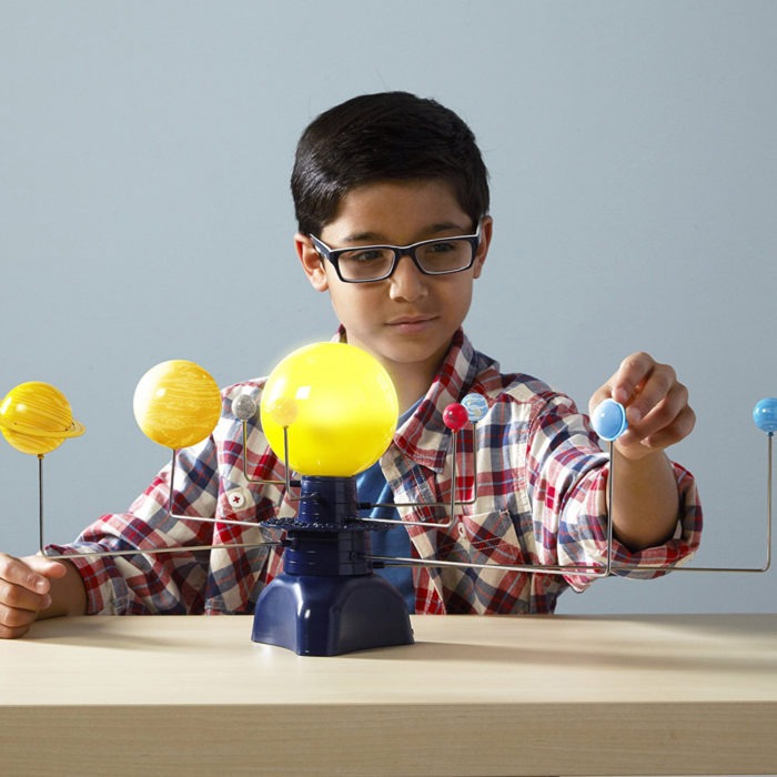 How to make your own Solar System (the easy way) - Fun Learning